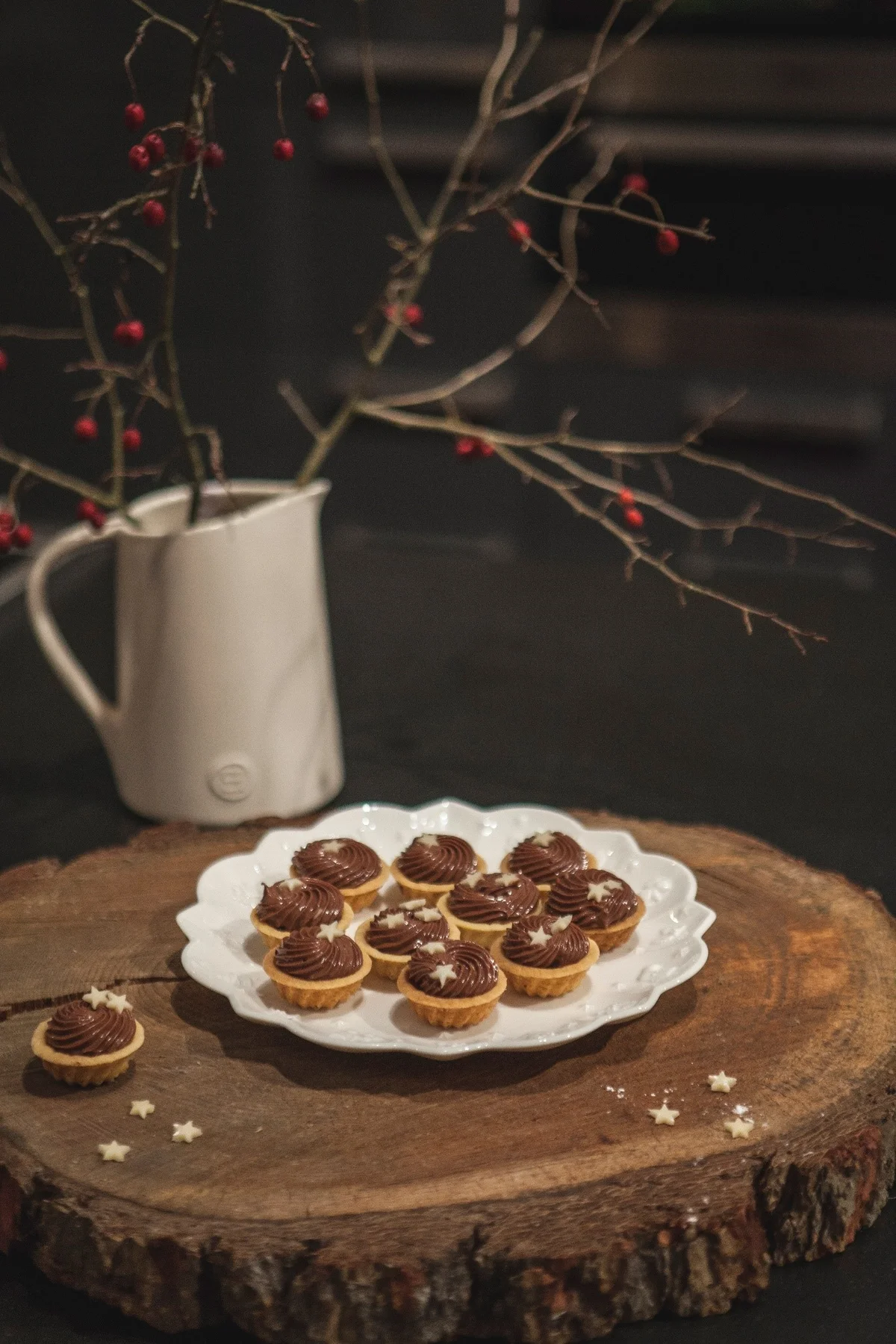 Linecké košíčky se švestkovou náplní a čokoládovým krémem | Potten ...